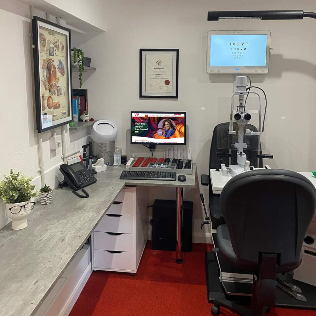 Eye Tests and FREE NHS Eye Tests Redditch | VIP Eyewear